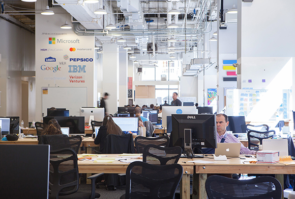 WORKSIGHT | 働くしくみと空間をつくるマガジン[ワークサイト]